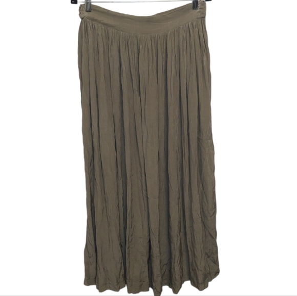 junee | Skirts | Nwt Junee Womens Green Maxi Skirt | Poshmark